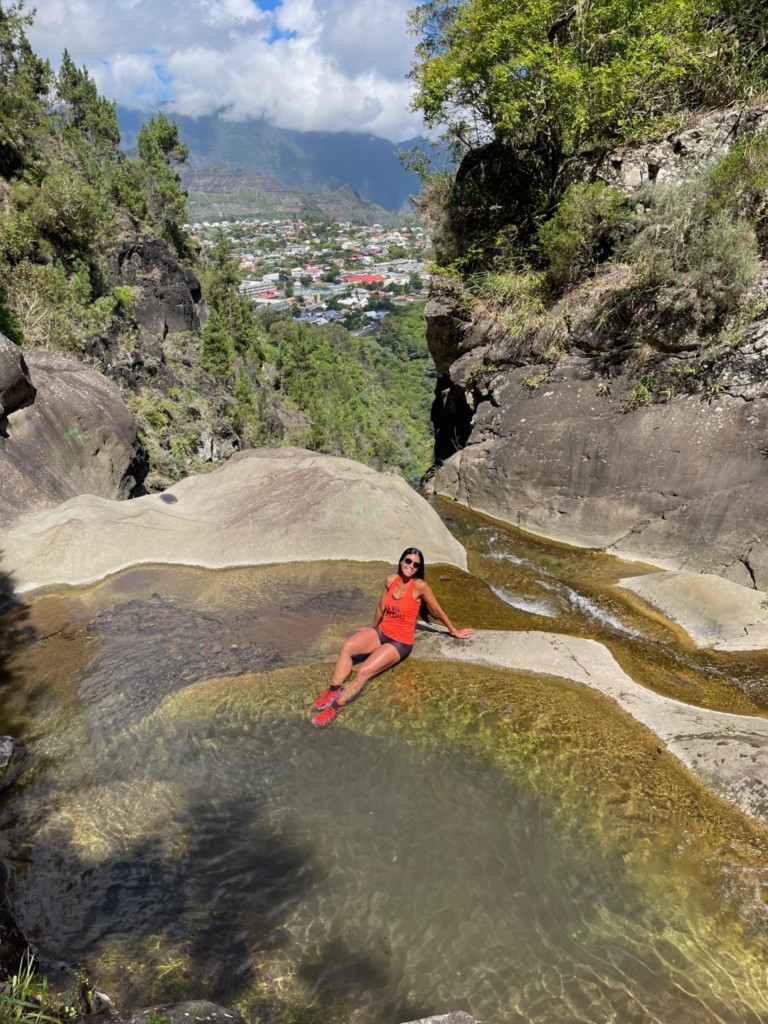 BASSIN BLEU & SON BASSIN CACHÉ | LE MONDE DE CHLOÉ